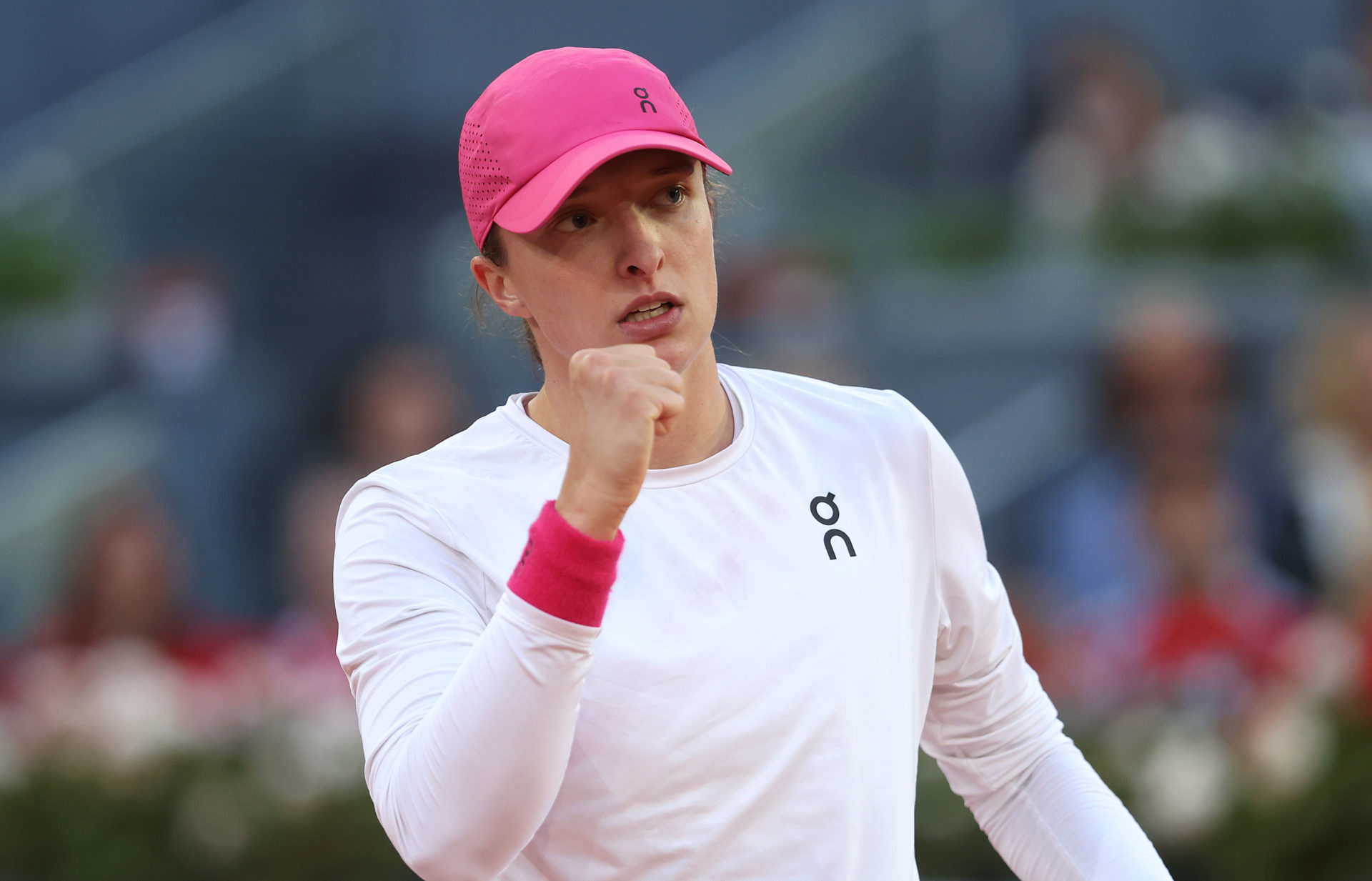 Iga Swiatek continues impressive tennis record