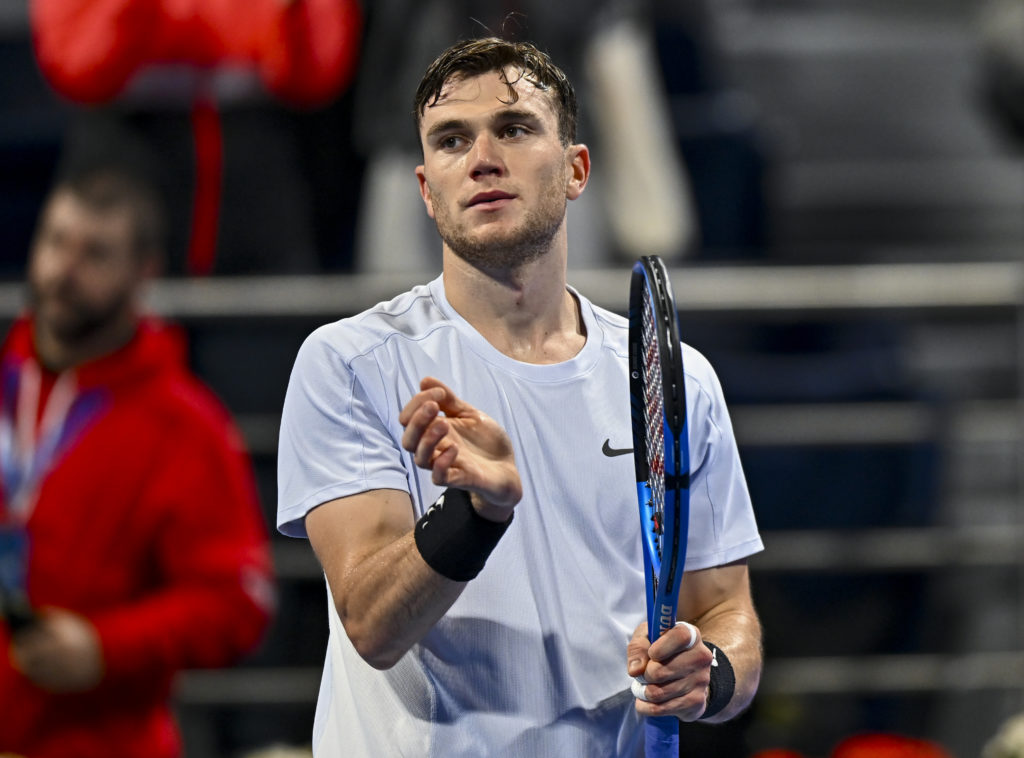 Jack Draper reacts to Carlos Alcaraz's defeat at the Qatar Open and ...