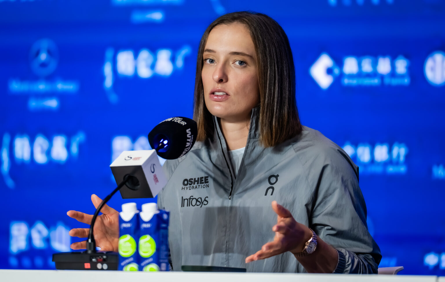 Iga Swiatek snaps back at journalist during latest press conference in ...