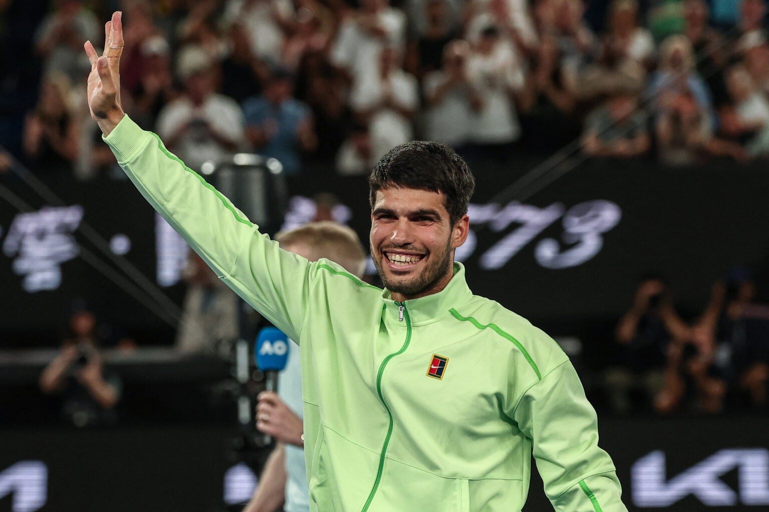 The tactical change Carlos Alcaraz made to beat Alex de Minaur at the ...